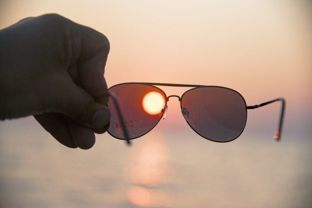 Utilizar lentes de sol homologadas, cuida nuestra vista